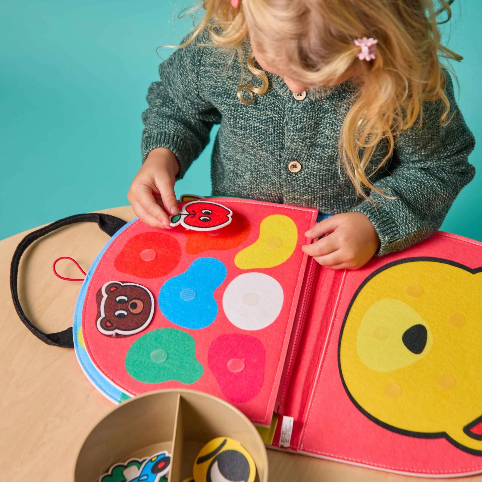Play Kit Montessori formas y colores – Chandal